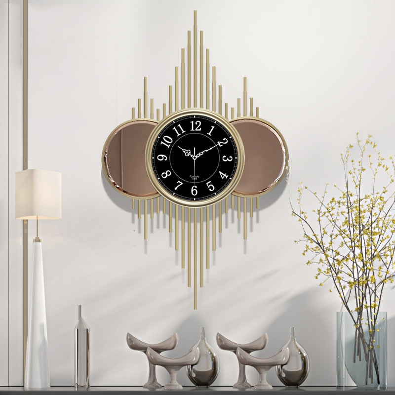 Elegant Wall Clock – Glam and Cozy
